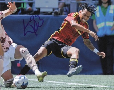Leonardo Leo Chu Autographed Signed 8x10 Photo Seattle Sounders | eBay