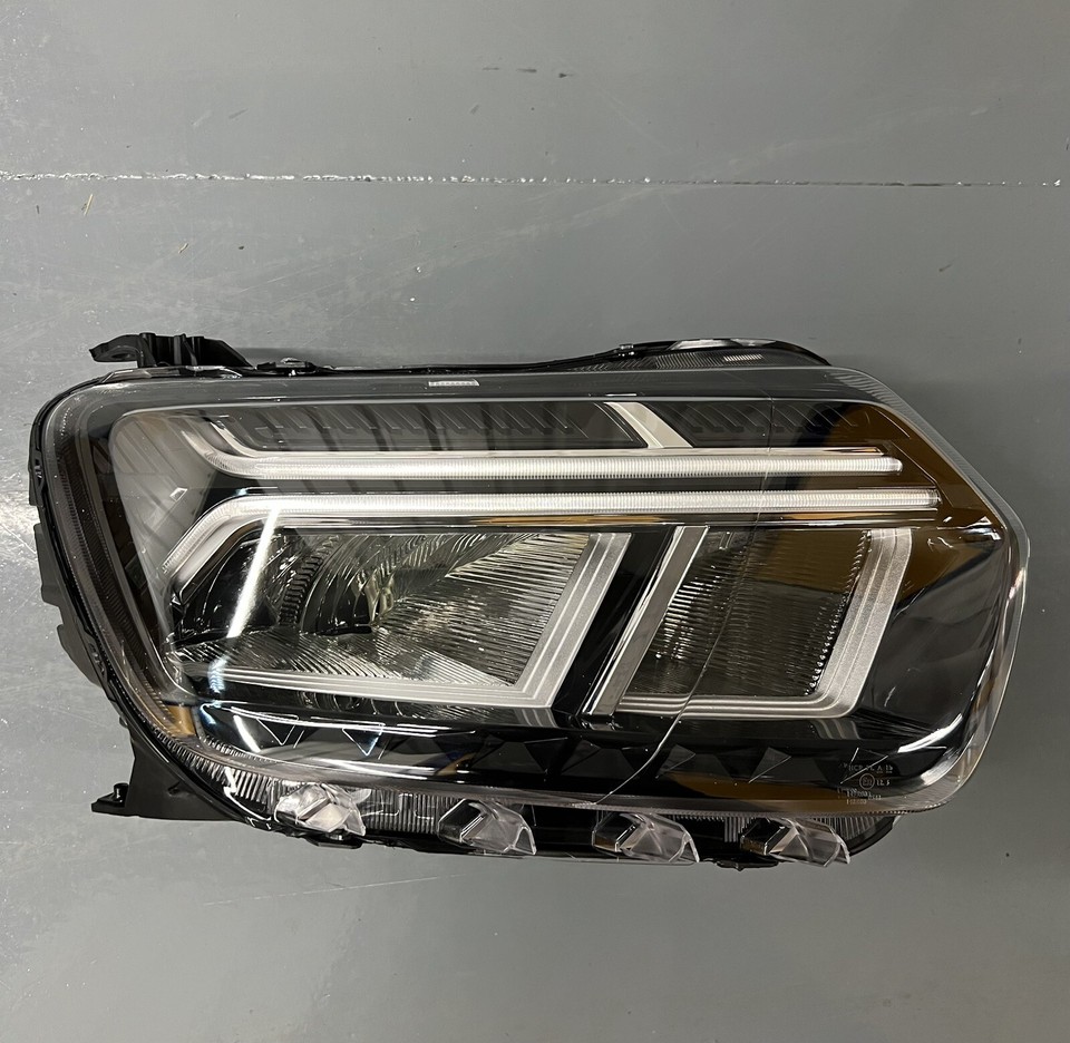 FOR DACIA DUSTER 2022-2024 FRONT RIGHT DRIVERS HEADLIGHT NEW 260100127R ...