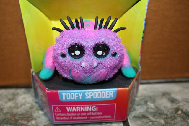 Hasbro Yellies Toofy Spooder Voice-activated Spider Pet Ages 5 for sale ...
