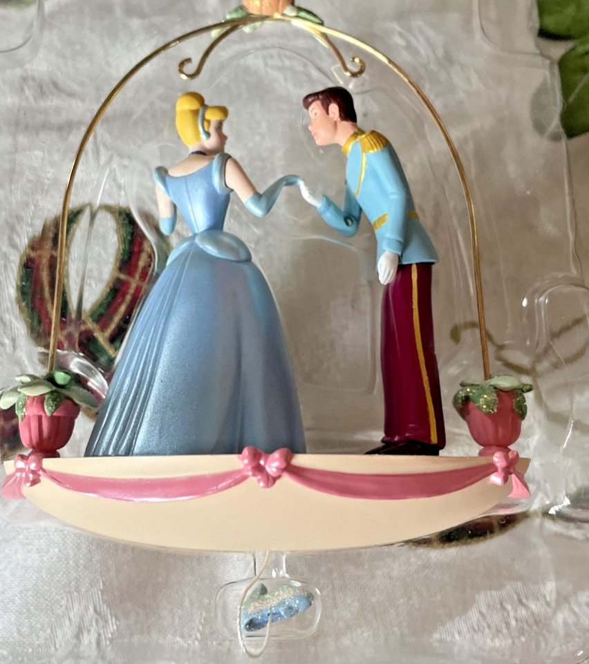 2003 HALLMARK~DISNEY PRINCESS~CINDERELLA & PRINCE CHARMING in box | eBay