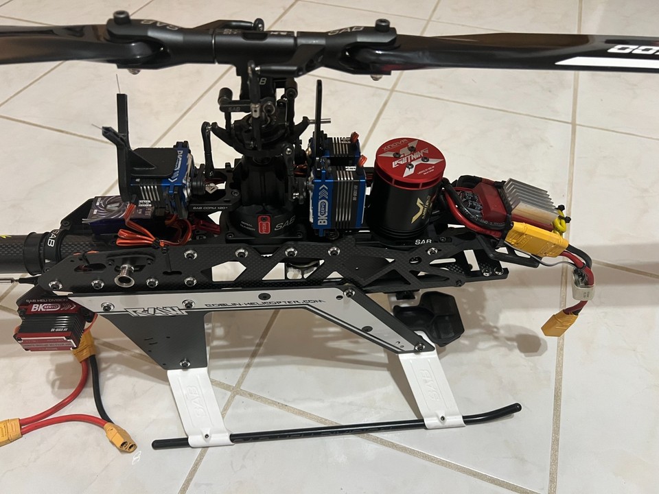 SAB GOBLIN RAW PIUMA 700 BNF VBar Neo Pro rescue Flybarless System ...