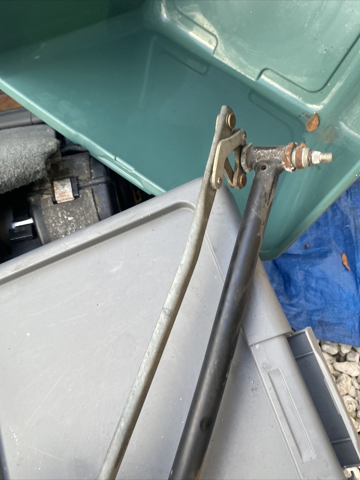 1985 BMW 635CSi (E24) Windshield Wiper Linkage w Motor 1983-1989 OEM ...