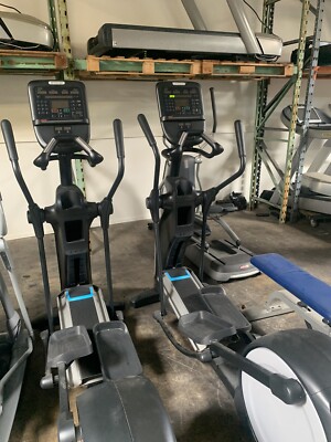Precor 835 Elliptical w Converging Crossramp w P31 console - Cleaned ...