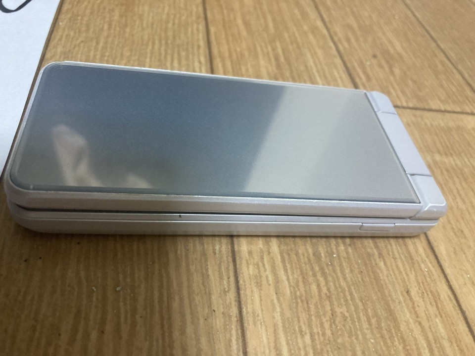 SHARP AQUOS Keitai 2 601SH 602SH White Flip phone Unlocked SIM From ...