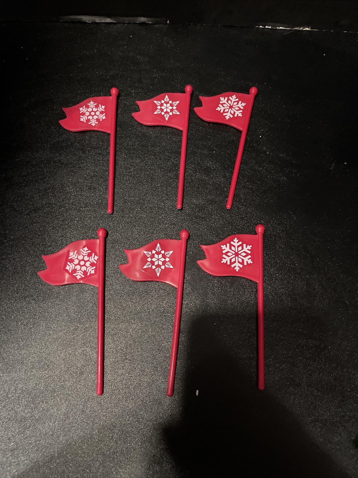 Mr. Christmas Santa's Ski Slope Replacement Parts 6 Red Flags Snowflake ...
