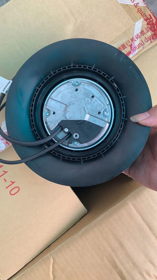 1PCS For Ebmpapst R3G190-RC05-03 Centrifugal Fan 230VAC 0.75A 83W ...