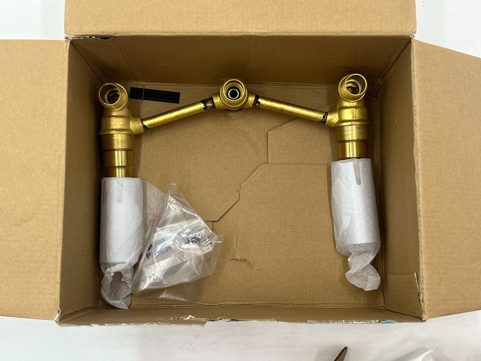 Moen Adler 82602 2-Handle 1-Spray Tub - Shower Faucet in Chrome, Valve ...