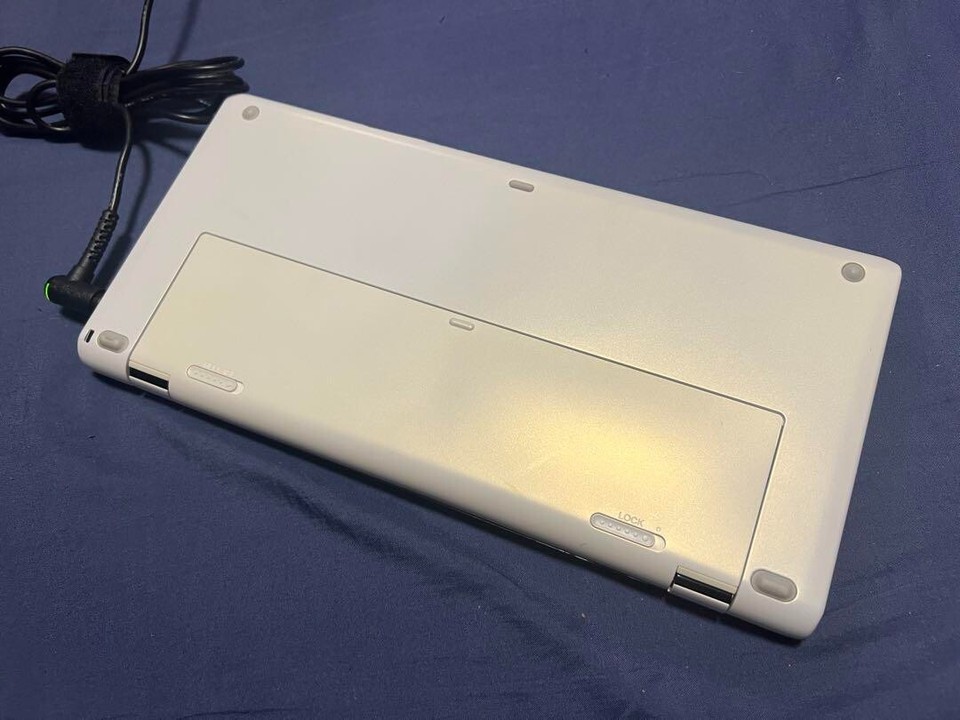 SONY VAIO P series type P VPCP119KJ Windows7 CPU Intel Atom Z530 Memory ...