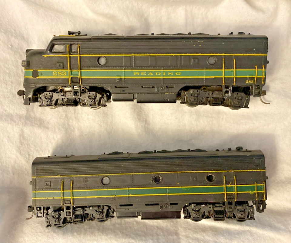 HO Athearn ? Reading DC Powered Diesel Locomotive A&B | eBay