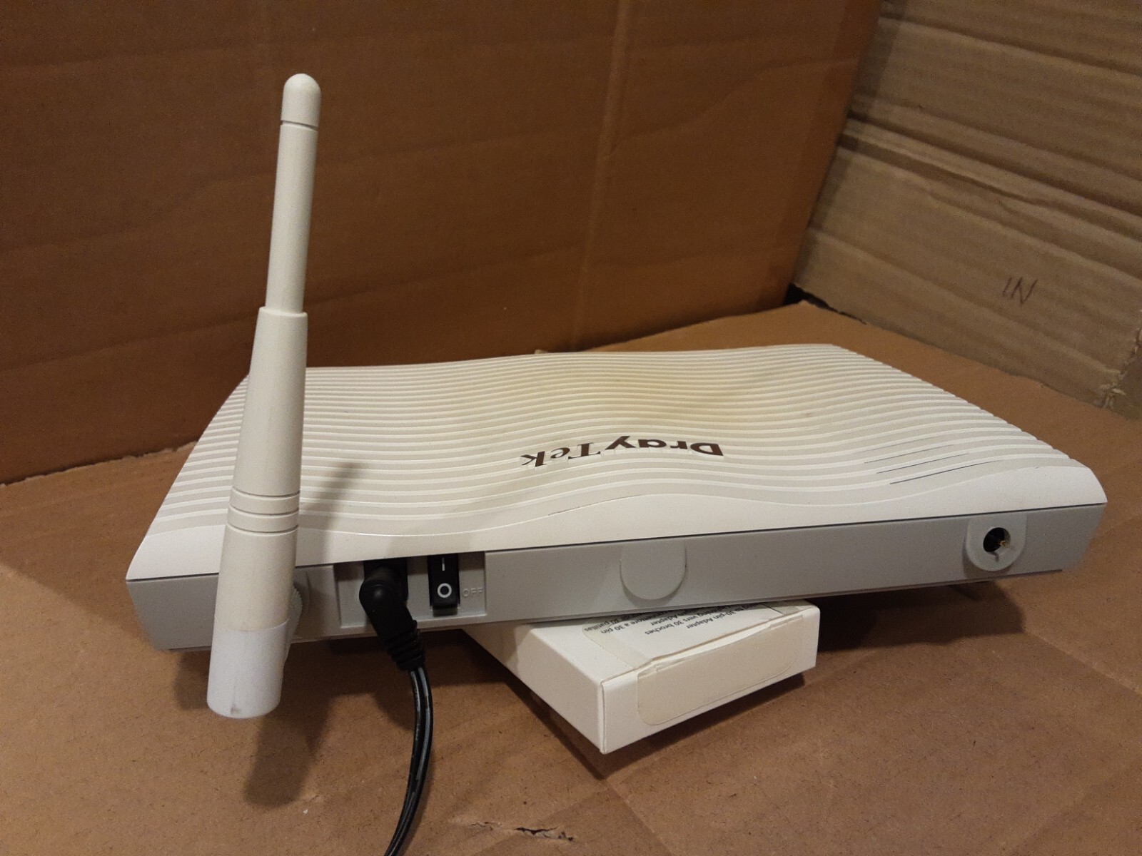 Draytek Vigor2860n Annex A VDSL2 Security Firewall Gigabit Wireless ...