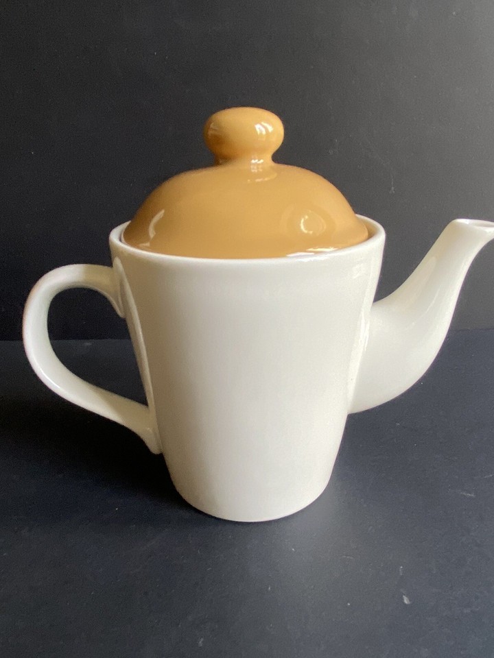 2006 Tim Hortons Classic 2-Cup Coffee Teapot Limited Edition Always ...