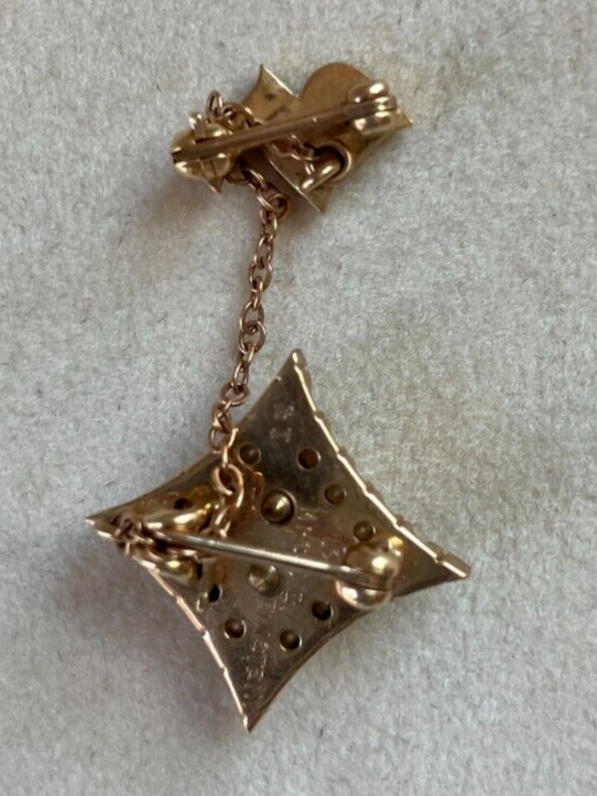 Alpha Sigma Alpha Crown