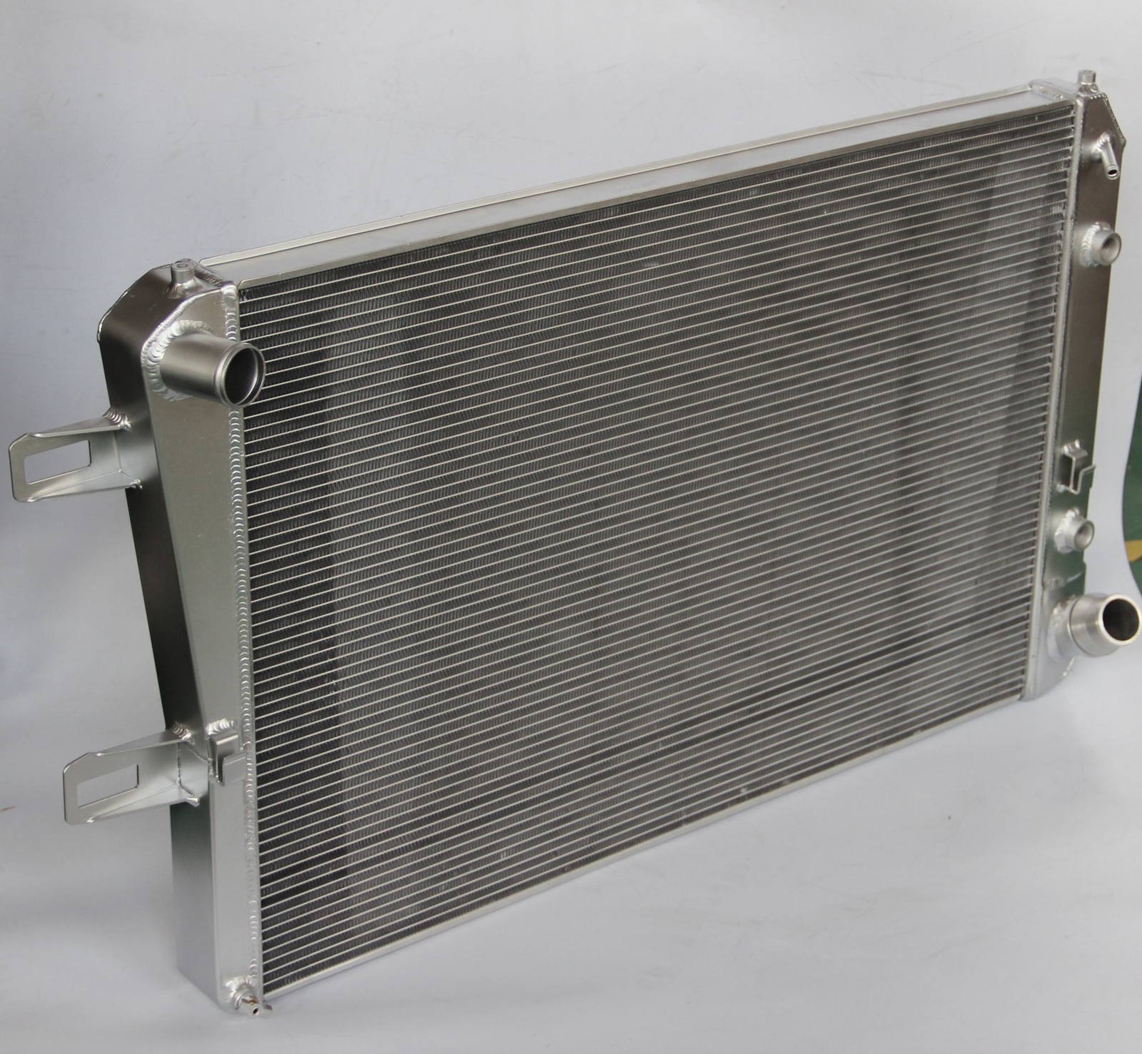 Aluminum Radiator Fit 2006-2010 Chevy Silverado 2500 3500 6.6L V8 ...
