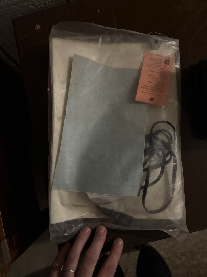 Thompson PWZ-500 Zigzag Mini Walking Foot Portable Sewing Machine Case ...