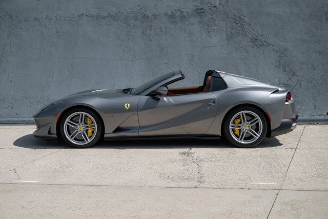 2022 Ferrari 812 Gts 2dr Convertible - Used Ferrari 812 Gts for sale in ...