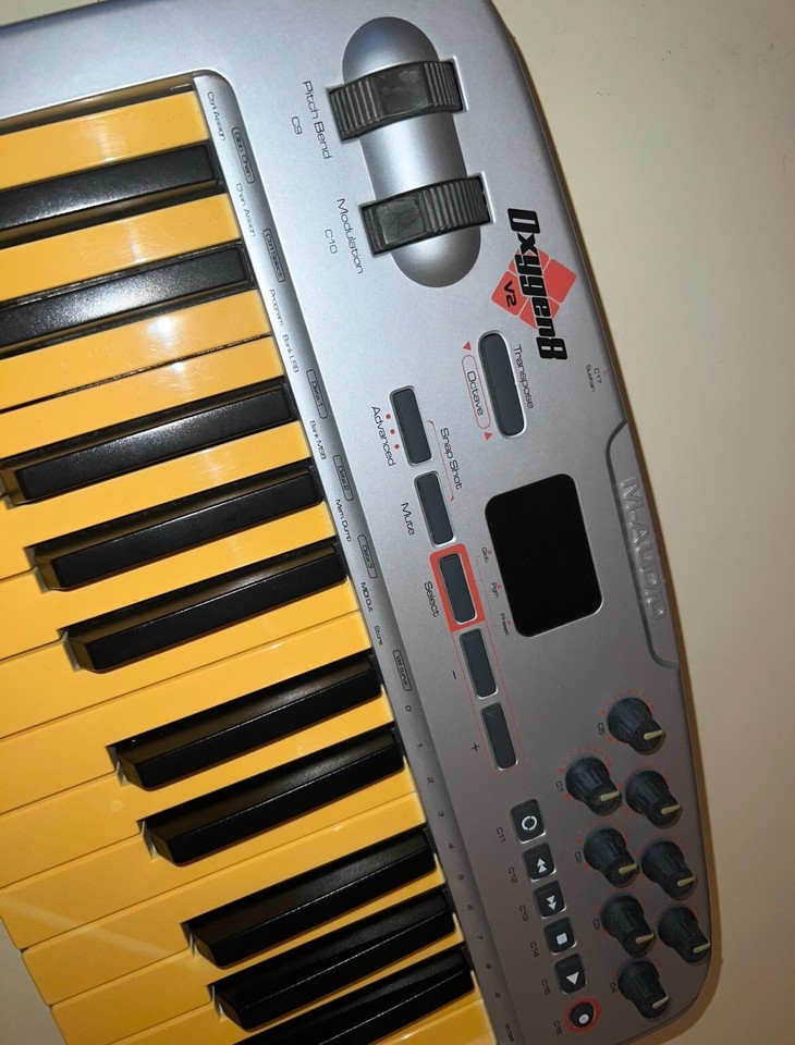 M-Audio Oxygen 8 V2 25-Key MIDI Controller Keyboard | eBay UK