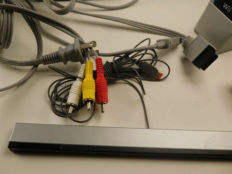 Nintendo Wii Console Sensor Bar Cords BLACK RVL-101 FAST SHIP Box ...