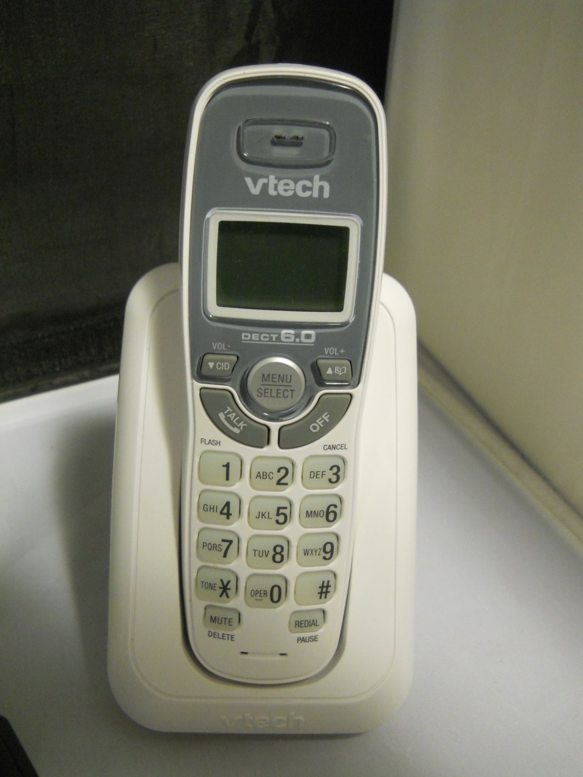 VTech-CS6114-DECT-6-0-Cordless-Phone-with-Caller-ID-Call-Waiting-White ...