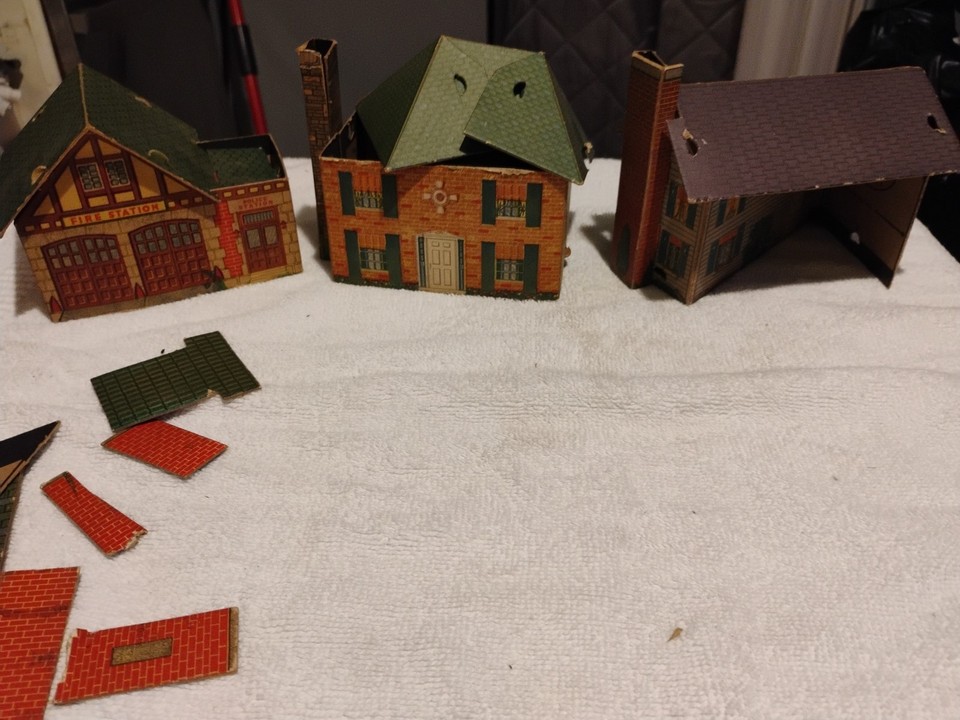 HO Scale Built Rite Buildings Lot Of 7 | eBay