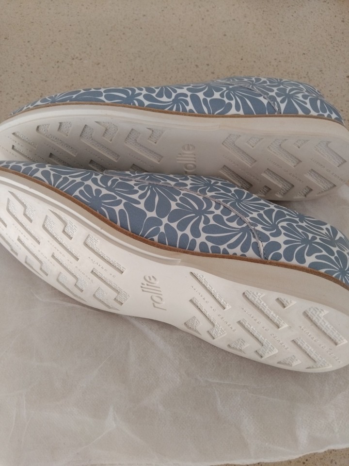 ROLLIE DERBY (NEW) SIZE 41 BLUE FLOWER | eBay Australia
