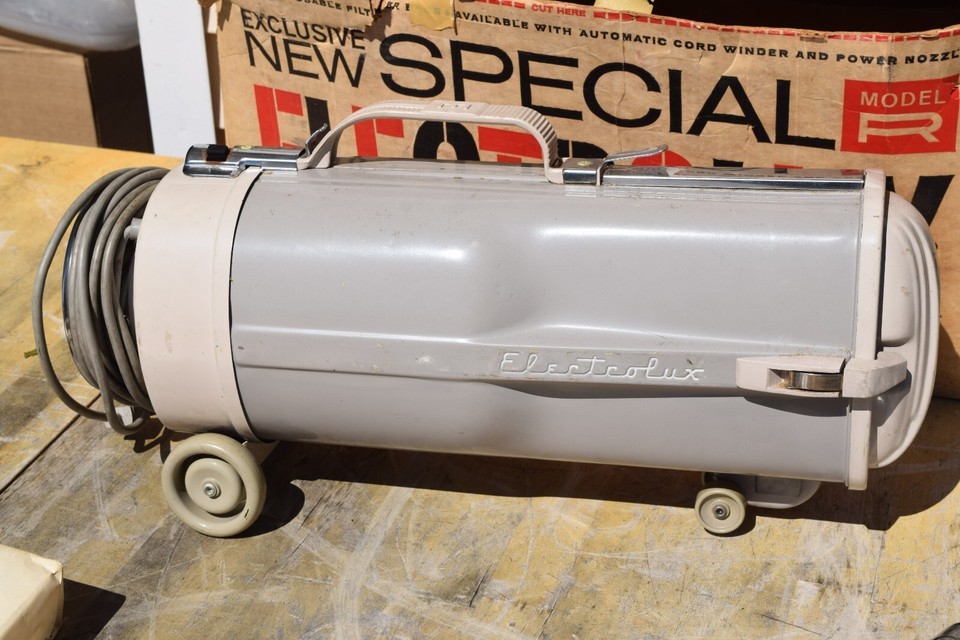 Vintage Electrolux Canister Vacuum Cleaner Model R Complete Box, Bags ...