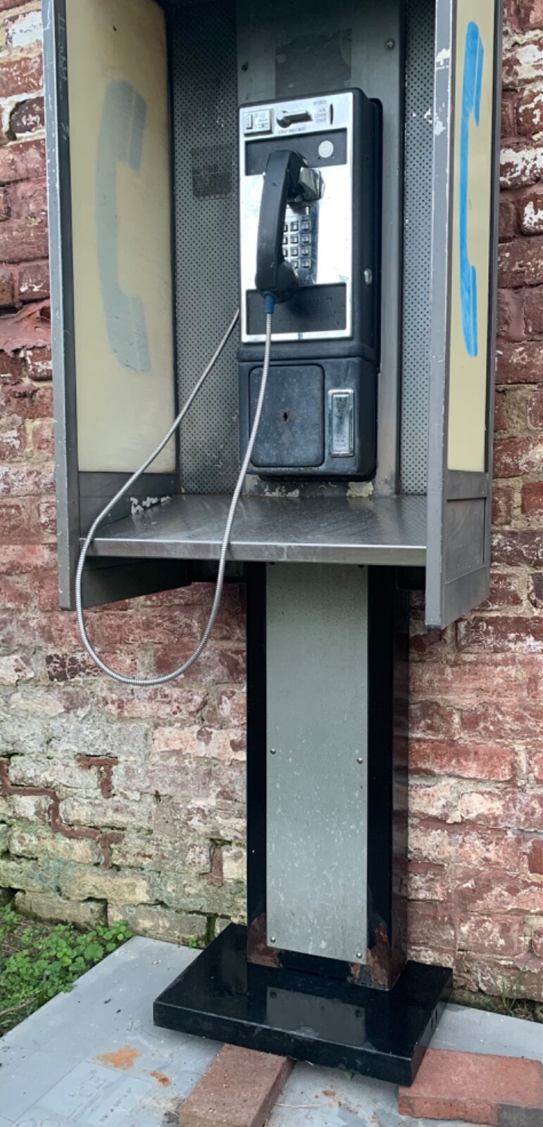 Payphone Walk Up Booth On Post Telephone Phone movie prop kiosk LOCAL ...