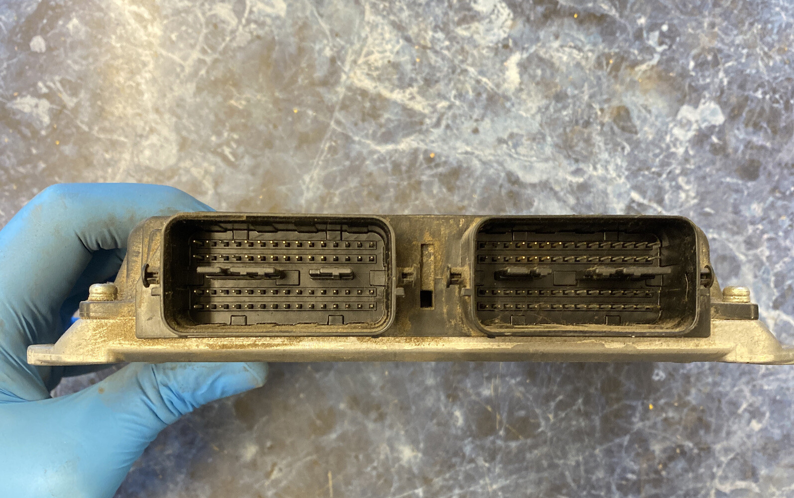 2008 Mazda 3 2.3l Part# L34p-18-881c Engine Computer ECM ECU PCM for ...