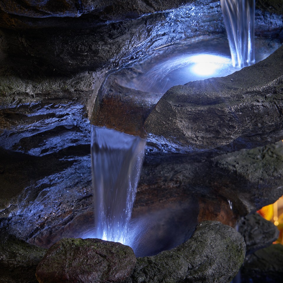 40in H Water Fountain - Classical Living Room Decor with Stunning Water ...