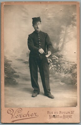 HOMME UNIFORME (Militaire/Chef de Gare ?) 1890' MIME CLOWN ARTISTE ...