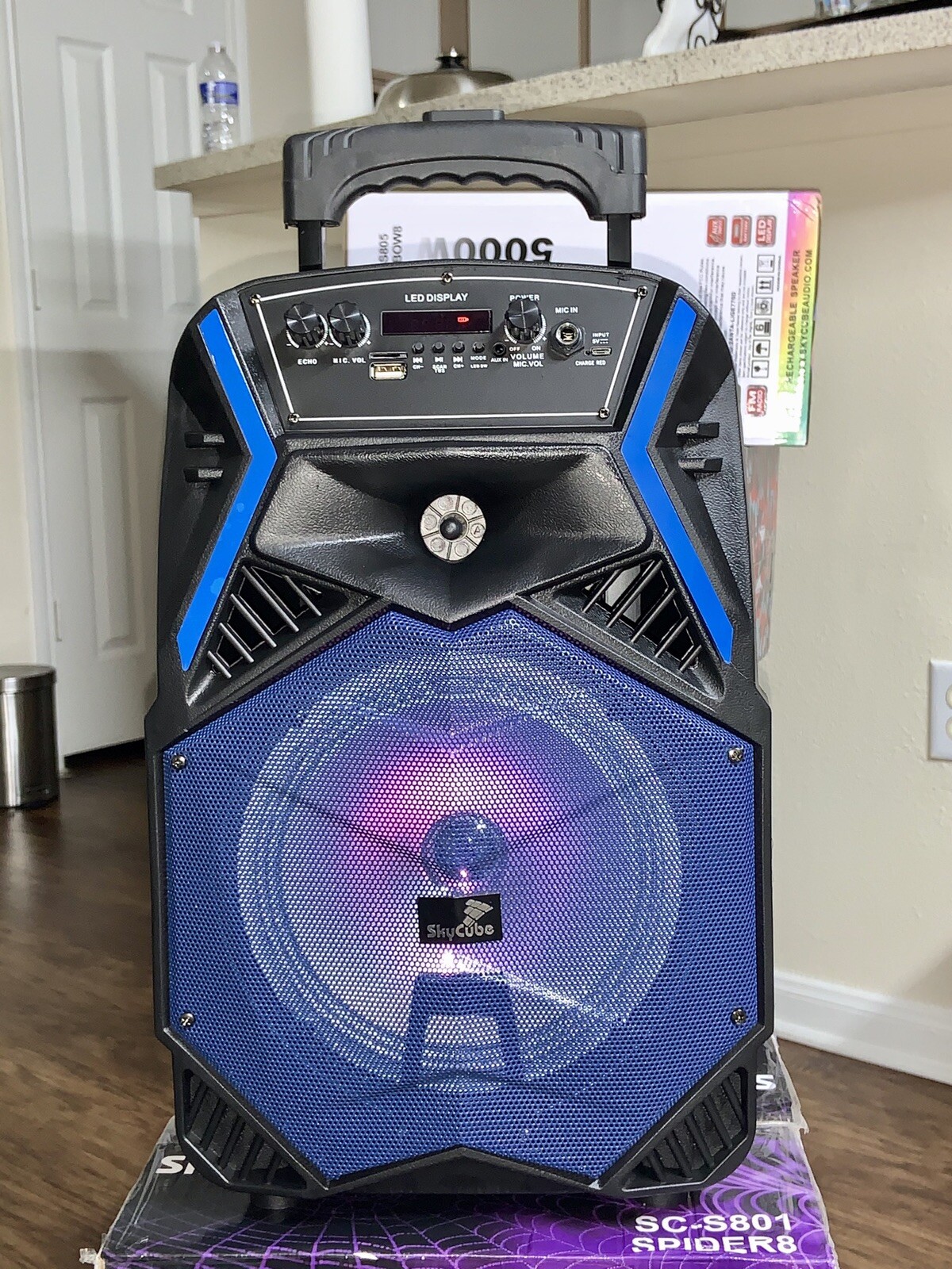 Bluetooth speaker portable ,8”+1 Tweeter SkyCube 5000W P.M.P.O ...