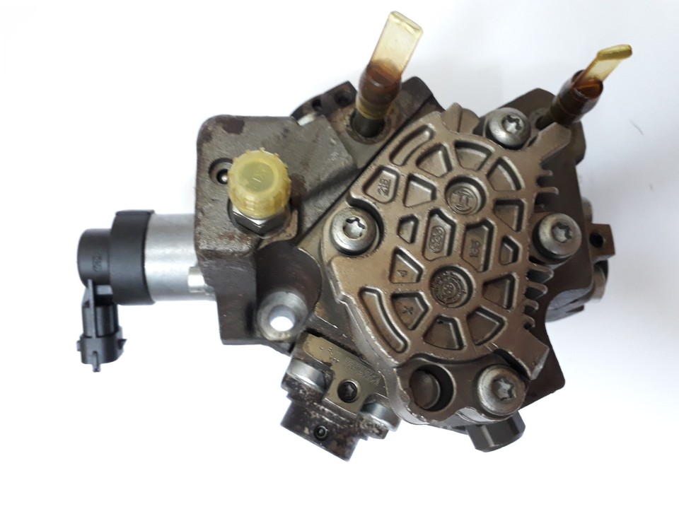 Diesel Injection pump For Nissan Patrol ZD30 0445010136 / 16700MA70C | eBay