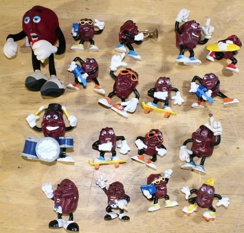 Lot of 17 California Raisins Drummer Trumpet Singer Surfer Skater ...