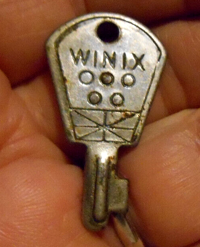 Vintage Old WINIX WIN IX Unknown Application Olympic Circles Key No ...