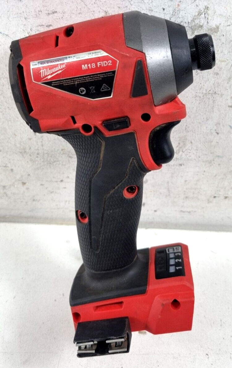 Milwaukee 18V M18 FID2 Impact Driver 1/4" Hex Cordless Fuel Powertool ...