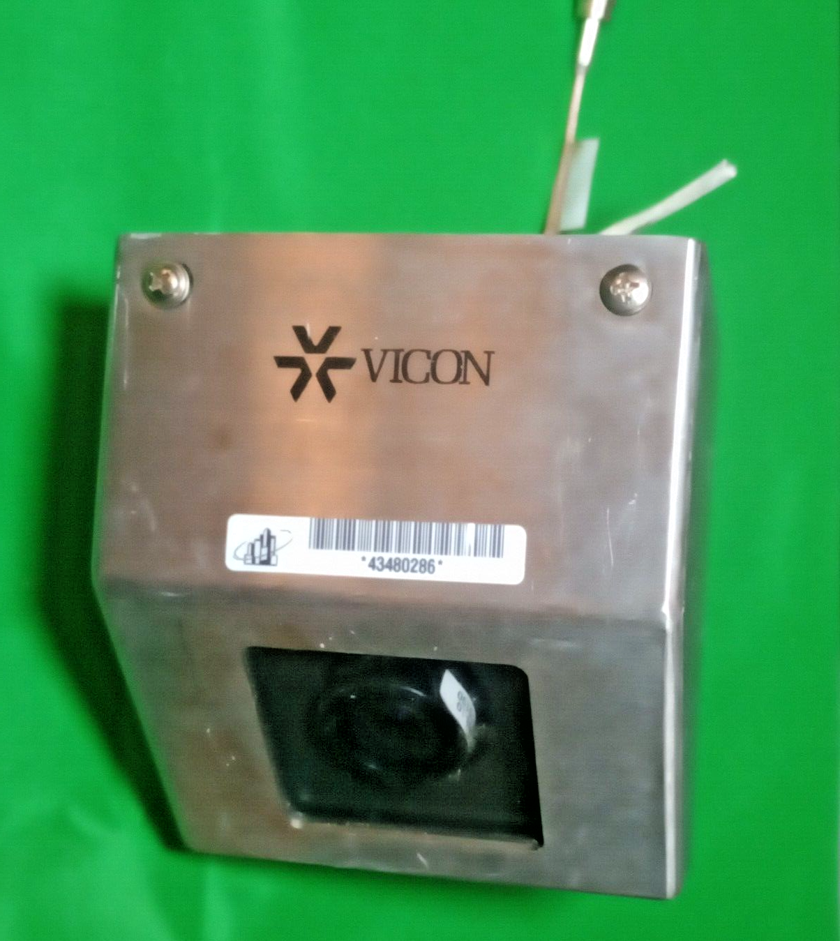 Vicon V894-CSH3312 Roughneck Corner Mount High-Security, HD ExView ...