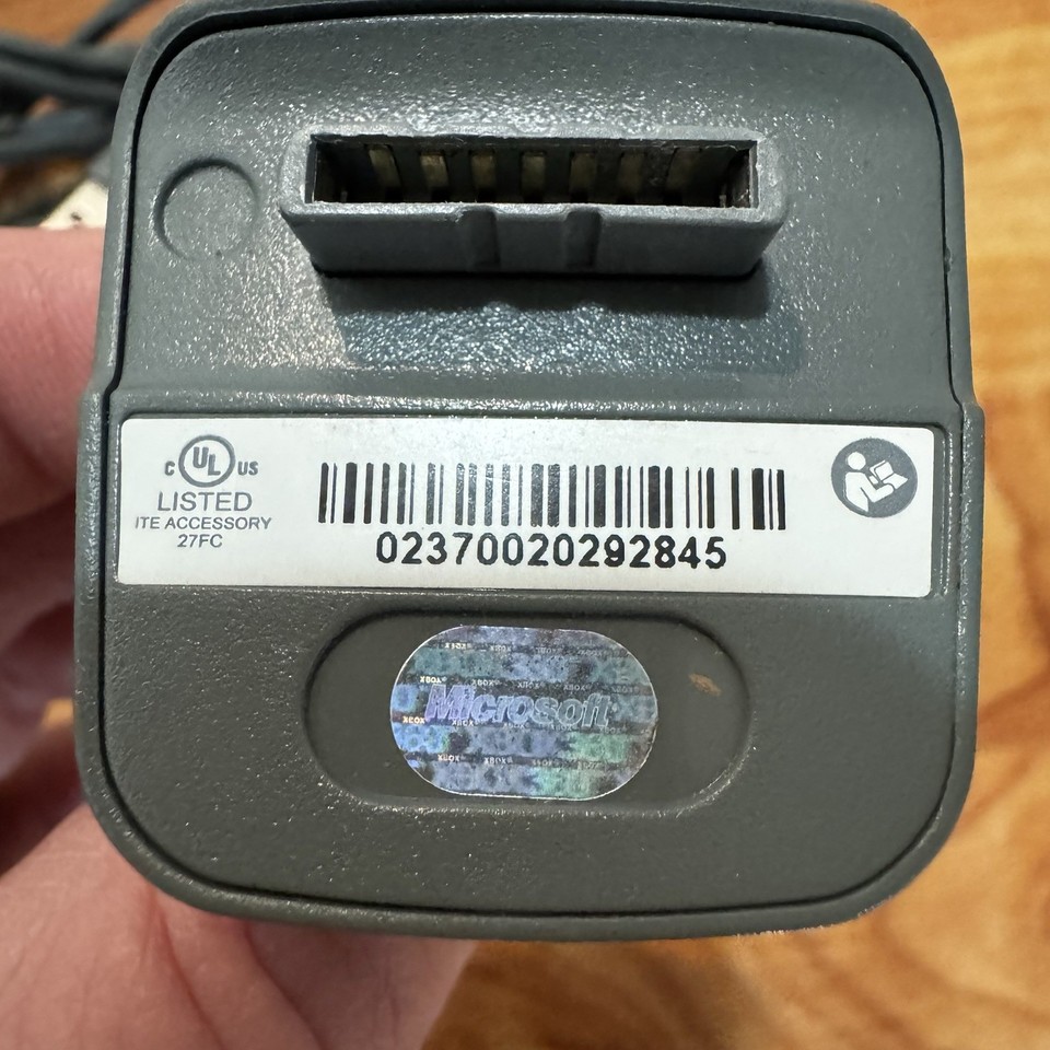 Microsoft Xbox 360 Play and Charge Cable OEM White & Gray No Battery ...