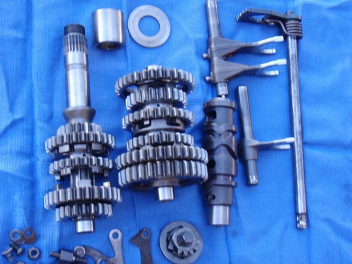 SUZUKI C50 BOULEVARD 2007 VL 800 OEM TRANSMISSION SET | eBay