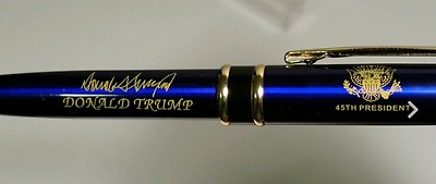 TRUMP 1 PEN GOLD SIGNED EAGLE SEAL BLUE PRESIDENT DONALD MAGA GOP ...