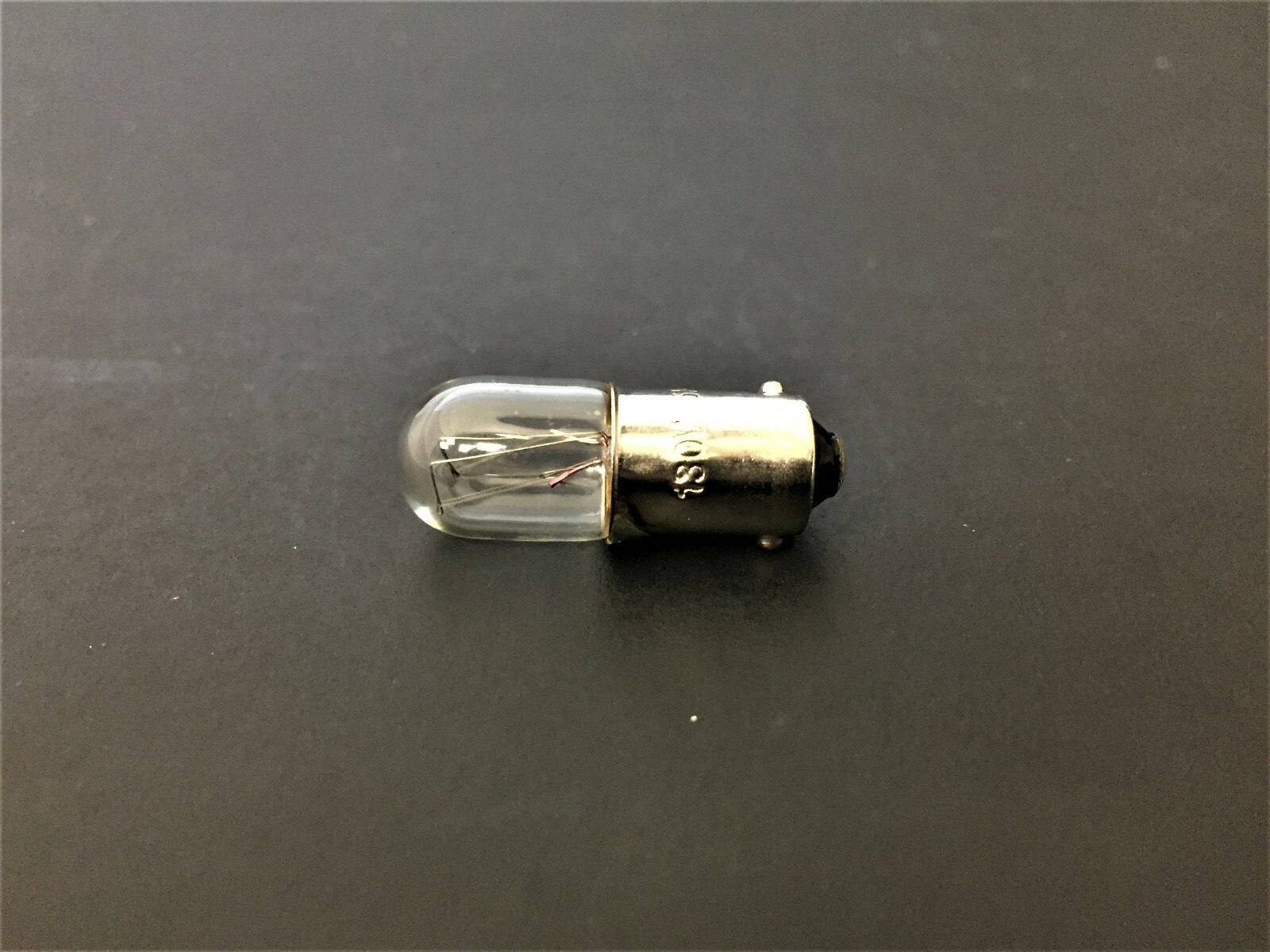 (10 pcs) 967 Lamp 120V 130V .025A 2.4W T-3-1/4 Mini BA9S Bayonet Base ...