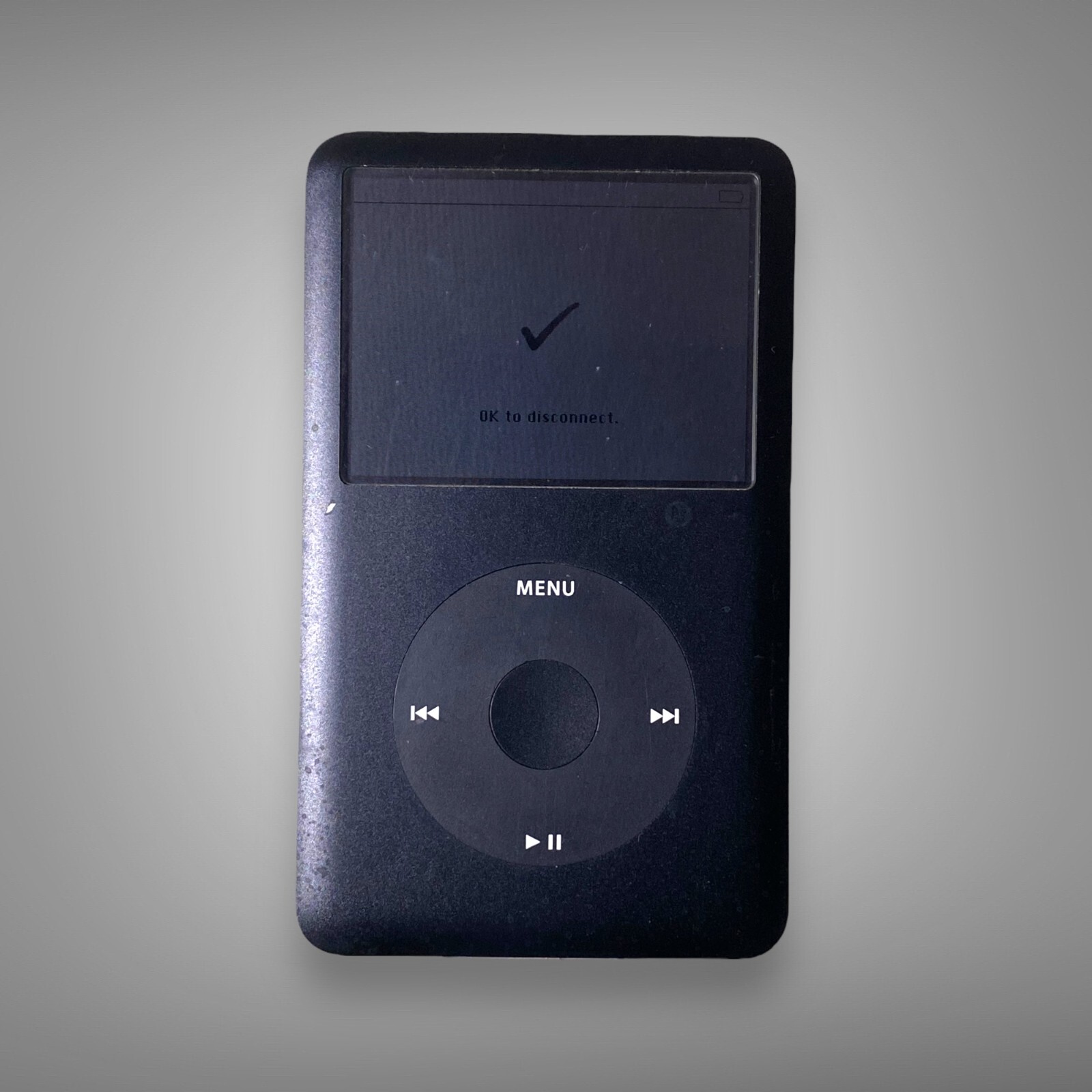 Apple A1238 Silver Classic 80GB Capacity 2.5" Screen 6th Gen ipod Sold ...