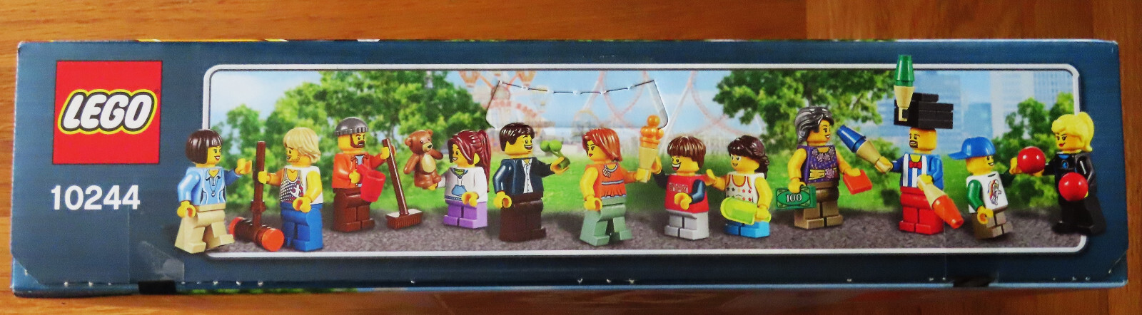 LEGO 10244 Fairground Mixer Dunk Tank Carnival Fair Ride Clown Truck ...