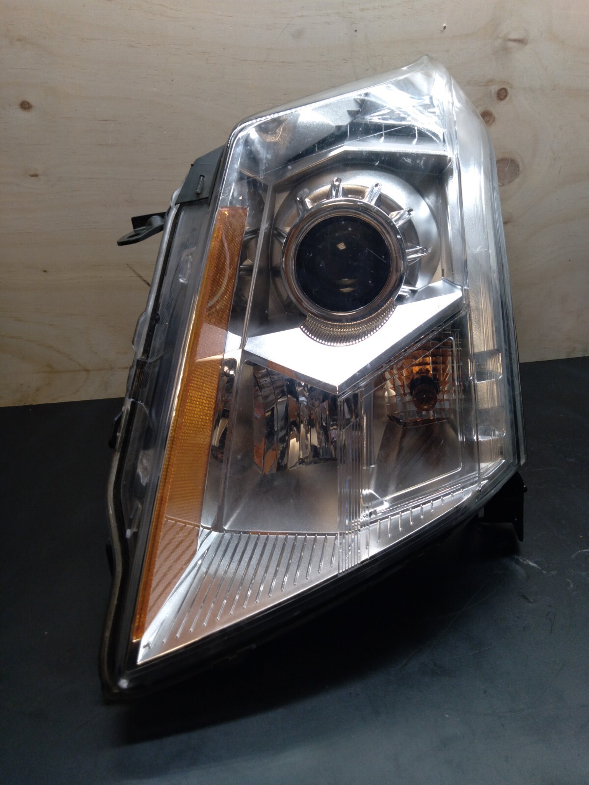 2010 2015 CADILLAC SRX HEADLIGHT ASSEMBLY L/H DRIVER SIDE PROJECTOR | eBay