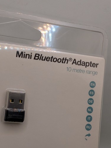 Belkin Mini USB Bluetooth Adapter for Headsets Keyboards Mice mouse etc ...