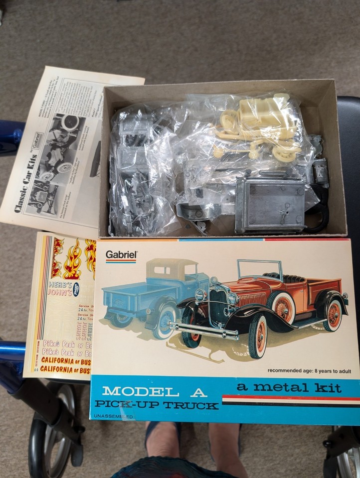 Gabriel/HUBLEY METAL MODEL CAR KIT, MODEL A FORD Pickup Truck 100% ...