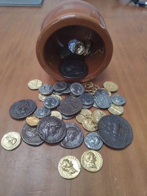 Roman Hoard In Clay Pot - WRL Repro Coins - Job Lot Bundle Detecting ...
