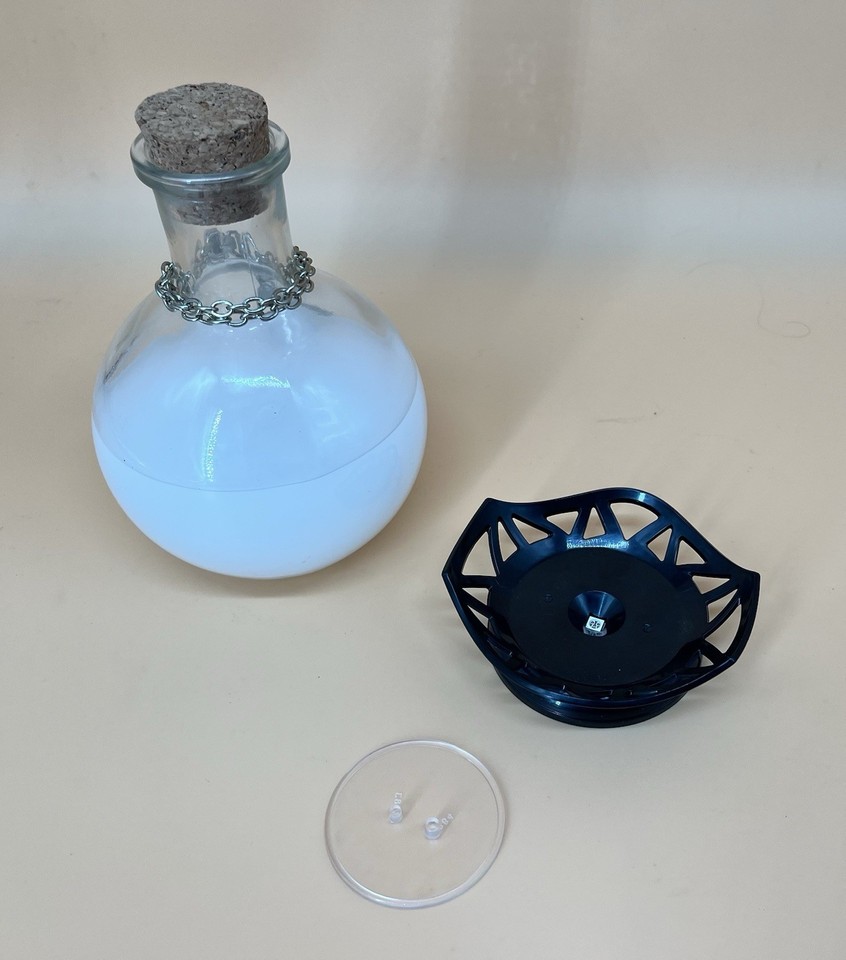 ThinkGeek LED Potion Desk Lamp Color Changing Works USB Cord Not ...