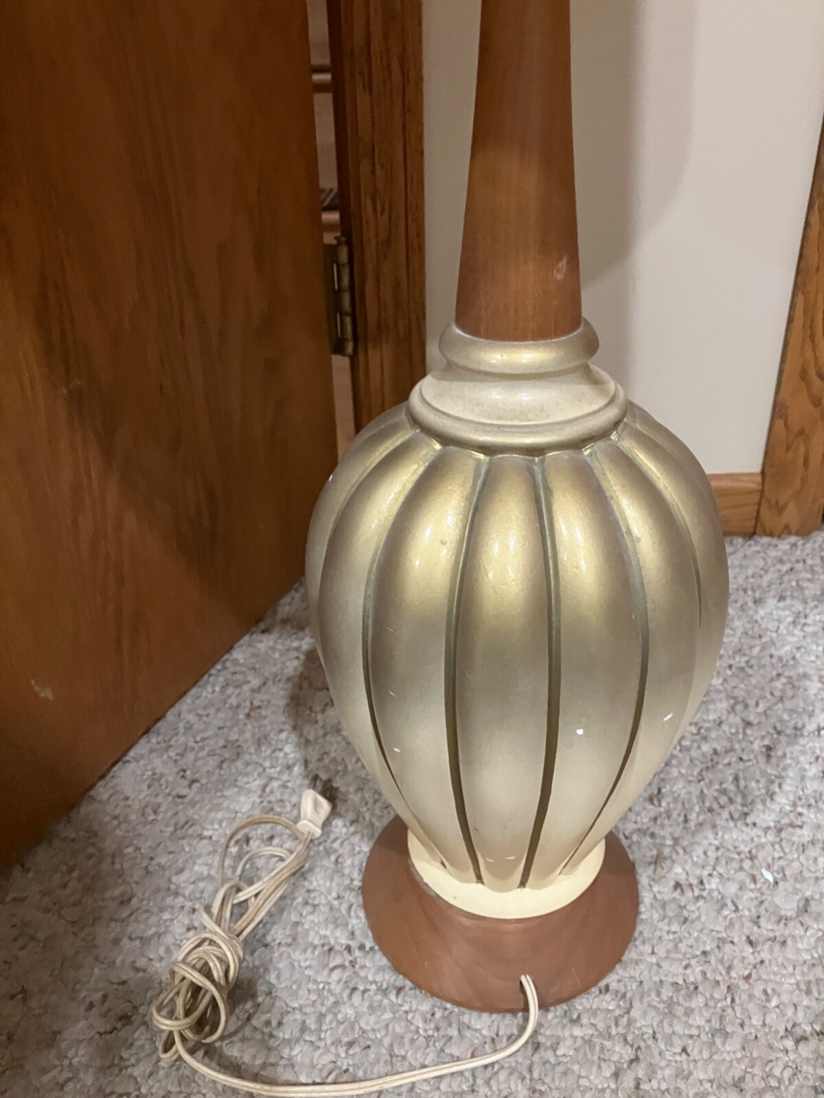 F.A.I.P Vintage Mid Century Modern Atomic FAIP 39" Chalkware Table Lamp ...