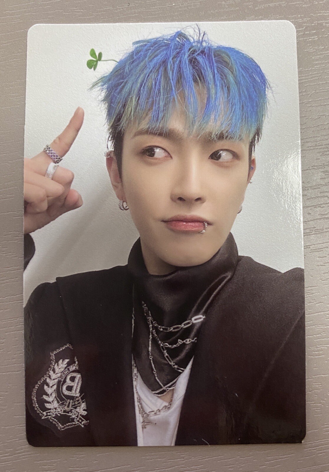 ATEEZ Hongjoong Poca THE WORLD EP.2 : OUTLAW / A Ver Official Photocard ...