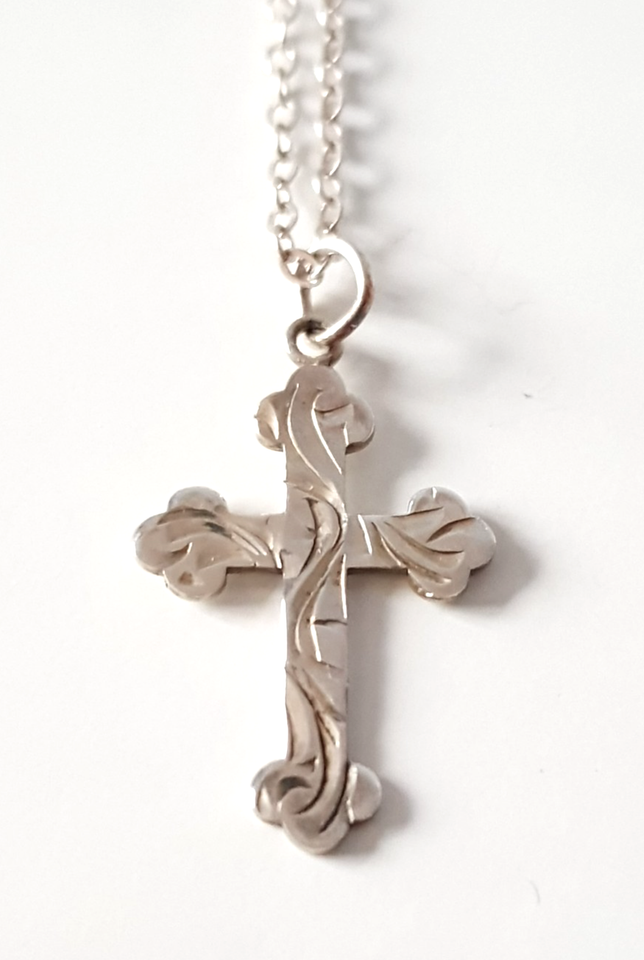 Sterling Silver Beautiful looking Cross Pendant Necklace 1.8g 18" | eBay UK
