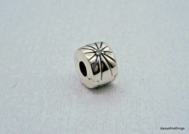 Authentic PANDORA Charm Sparkling Starburst Clip 798614C01 W Suede ...